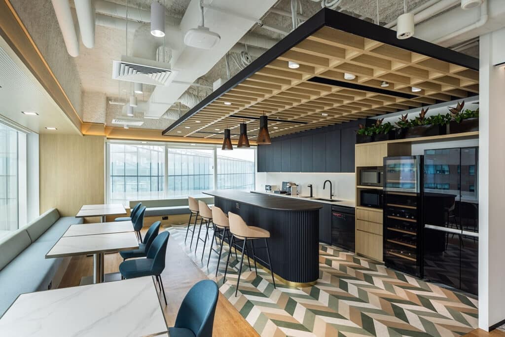 Signs That Show it's Time to Refurbish Your Office